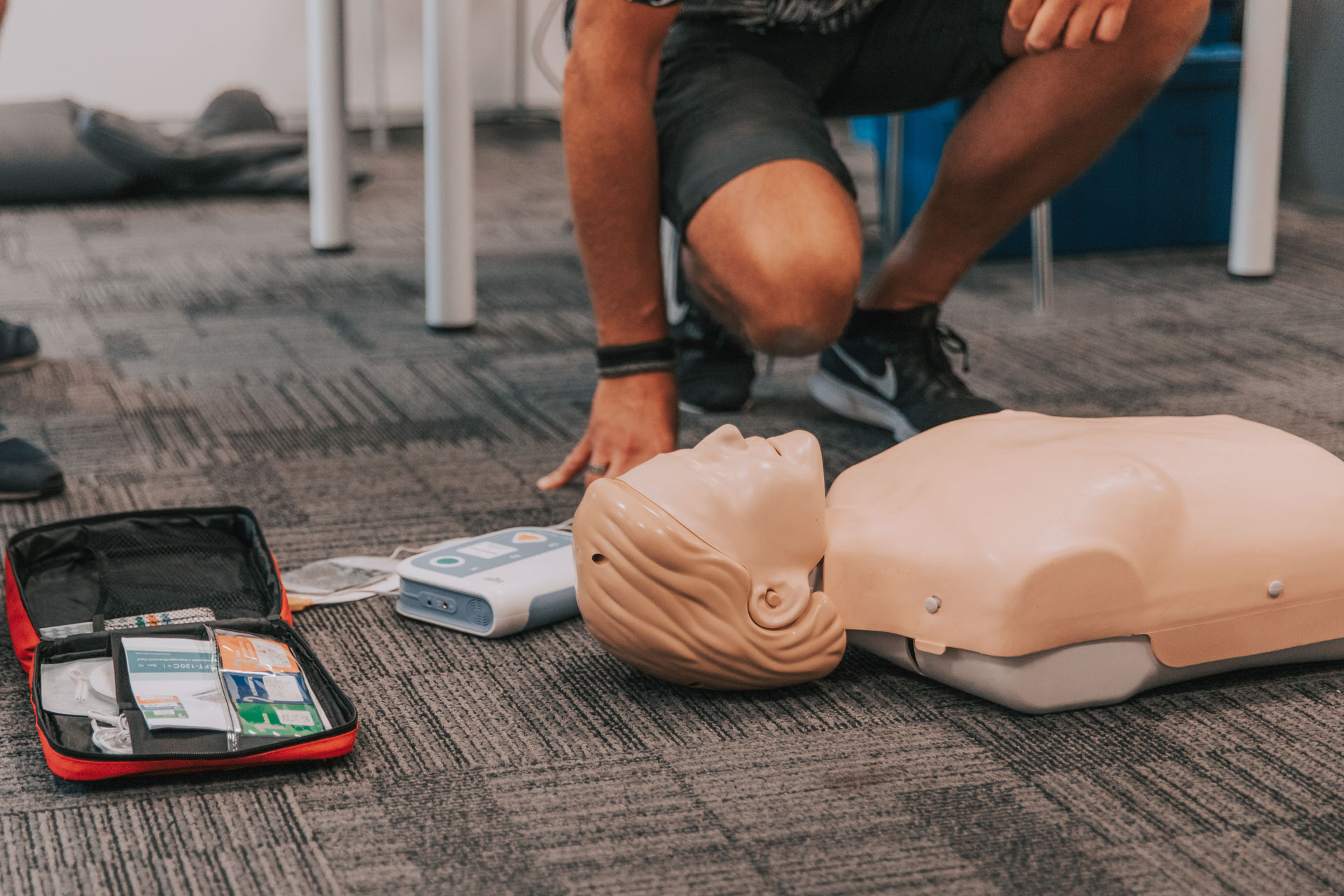 Reanimatie en AED bij kinderen - Kobra Diensten